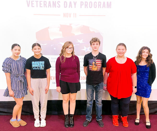 Sycamore honors veterans | News, Sports, Jobs - The Herald Star